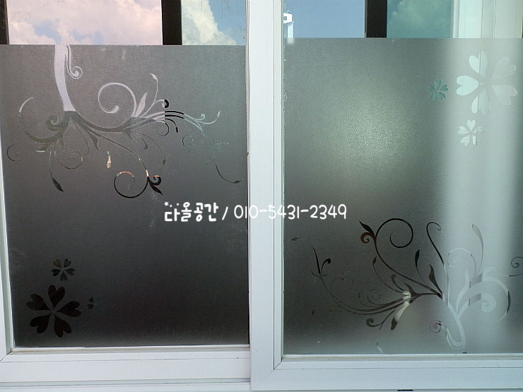 [도안46번 나무꽃3] 컷팅안개시트지 베란다창문시트지 주문제작시트지 유리창시트지 창문시트지 어린이집창문썬팅 도서관 창문시트지