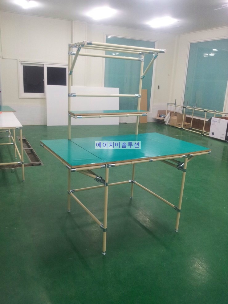 작업대 작업테이블 테이블 스텐작업대 이동대차 바퀴 작업다이 운반대차파이프랙플라콘랙 물류랙 에이치비솔루션천안