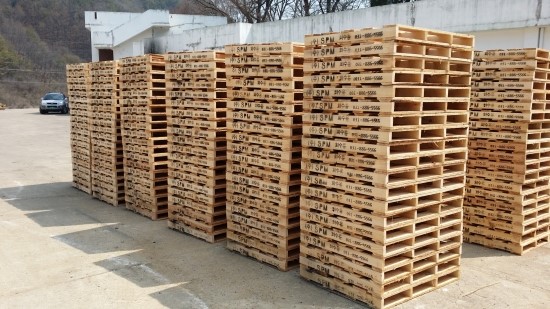 목재파렛트 제작 전문 제재소입니다파렛트용목재 최저가격으로 강원도 경기도 전지역 원주 충주 청주 충북 주문제작 배송합니다