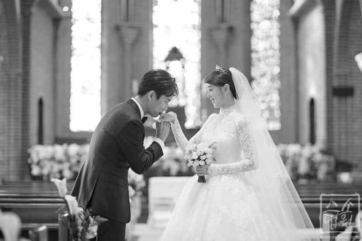 약현성당 결혼식 소원스냅 엘리자베스럭스 제니하우스 웨딩스냅 본식스냅 결혼식 혼인성사 혼배성사