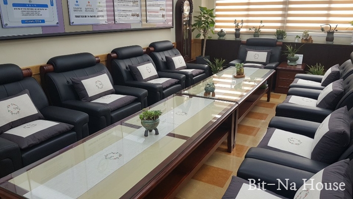 학교 교장실 방석 쿠션 테이블보 맞춤제작 대구경산홈패션 빛나하우스 네이버 블로그